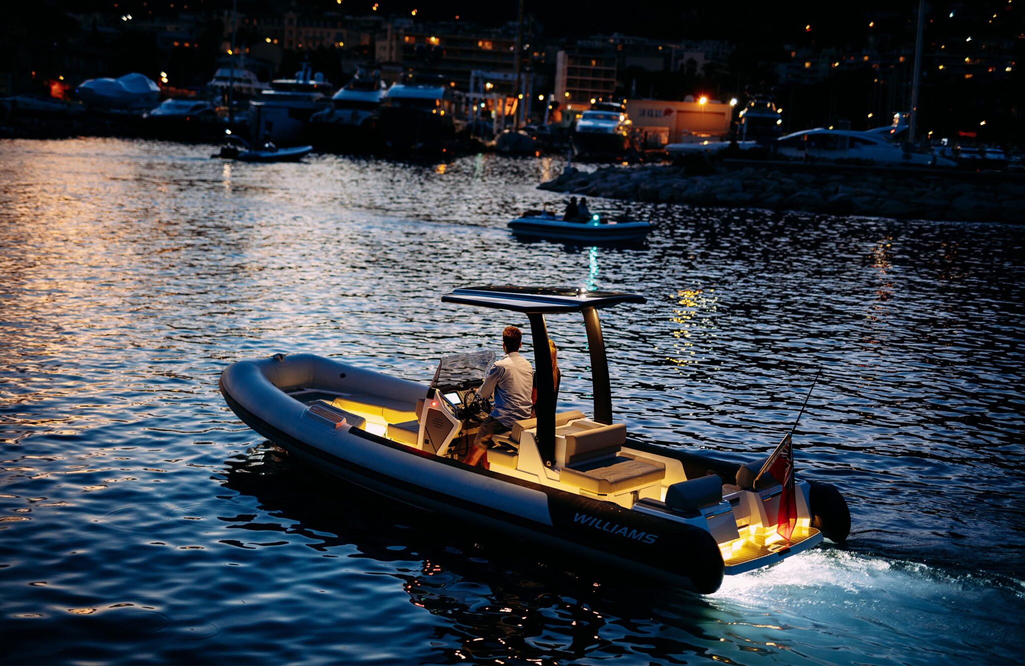What size of tender can I have for my yacht? - Williams Jet Tenders
