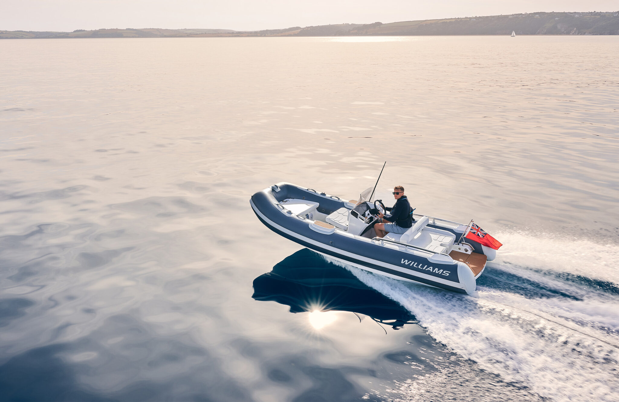 What size of tender can I have for my yacht? - Williams Jet Tenders